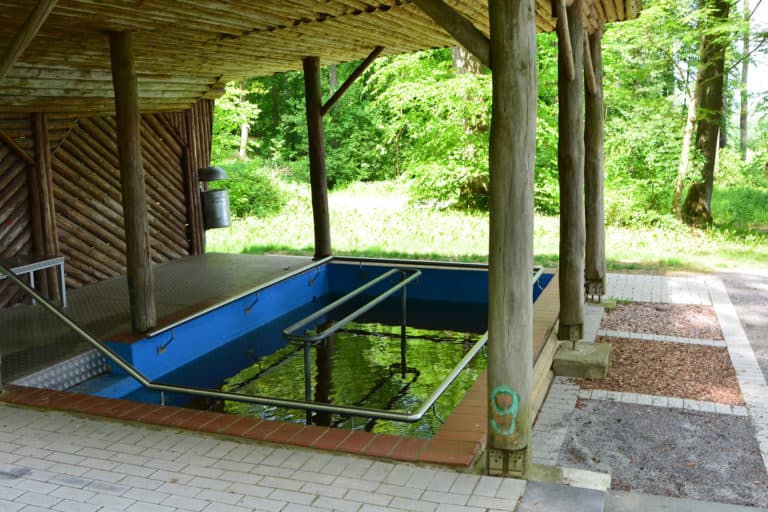 Wassertreten nach Kneipp - Willebadessen Tourismus